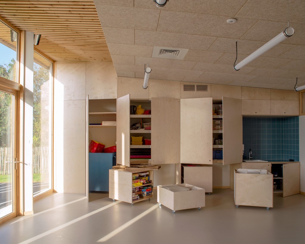 LAUS architectes — Maison de l’enfance, Loyat