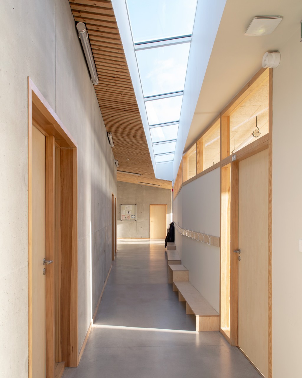 LAUS architectes — Maison de l’enfance, Loyat